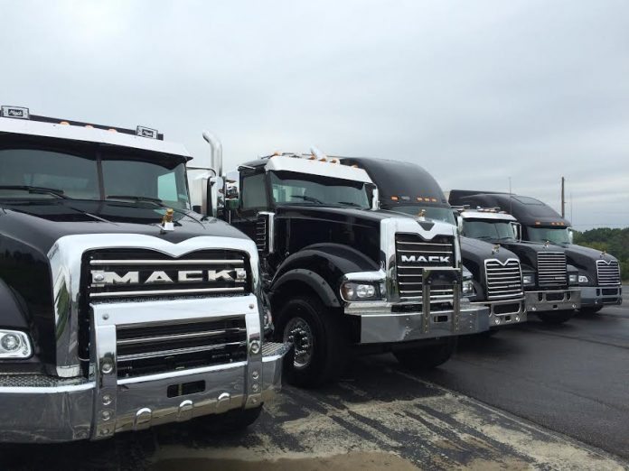 MP8 com Turbo Compounding é novidade da Mack Trucks - Transporte Mundial