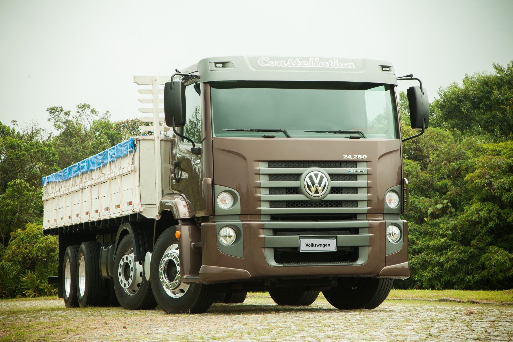 Constellation 24.280 V-Tronic 8x2 - Transporte Mundial