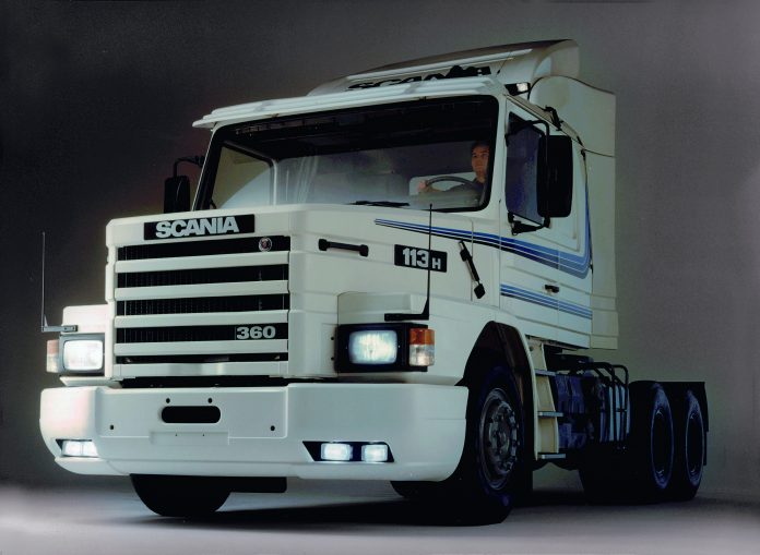 Scania 113, vendido entre 1991 e 1998, é homenageado - Transporte Mundial