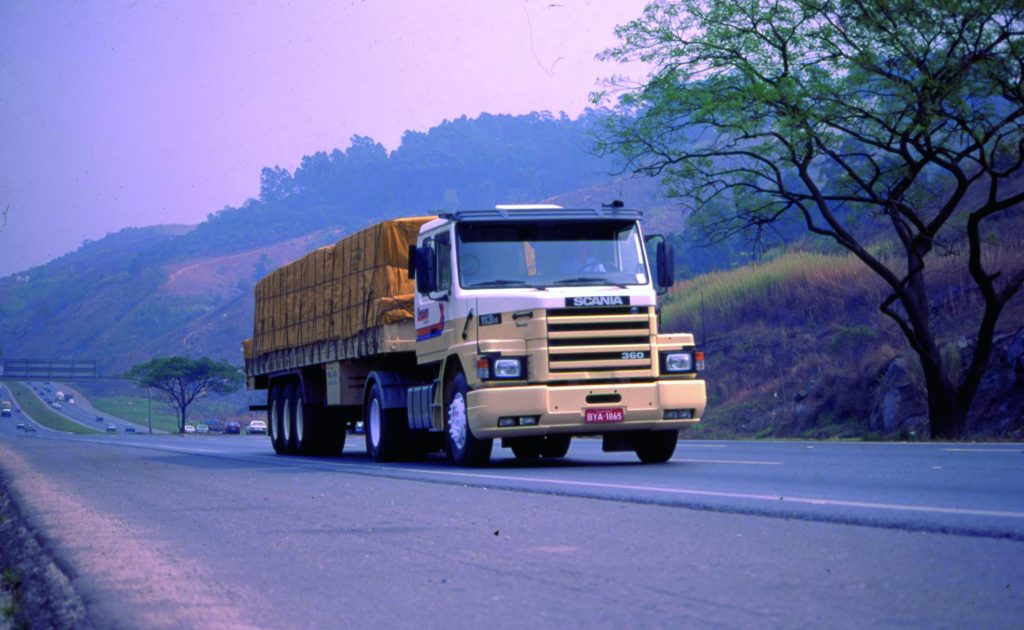 Scania 113, vendido entre 1991 e 1998, é homenageado - Transporte Mundial