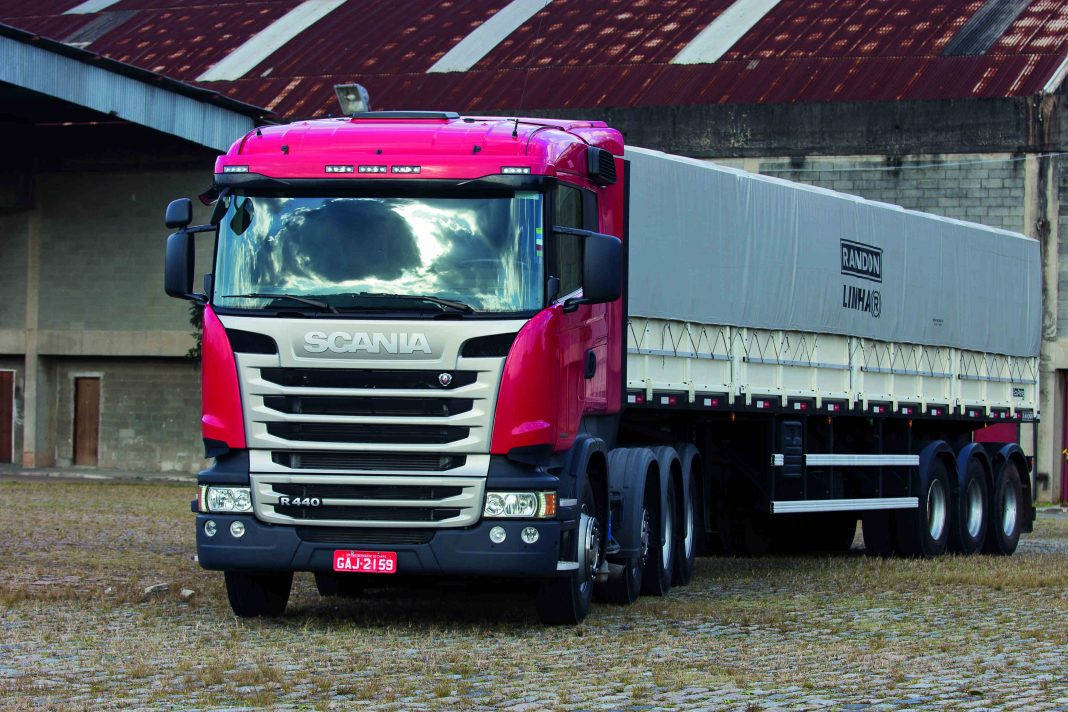 Scania R 440 8x2: mais eficiente que a vanderleia e menos custoso que o ...