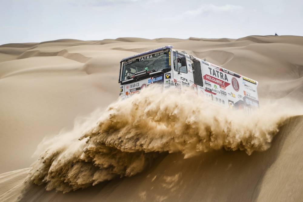 Tatra1 - Transporte Mundial