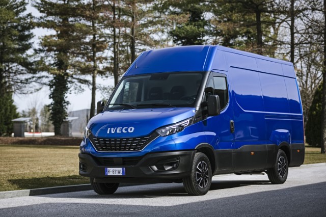 Iveco apresença nova geração do Daily carregada de tecnologias ...