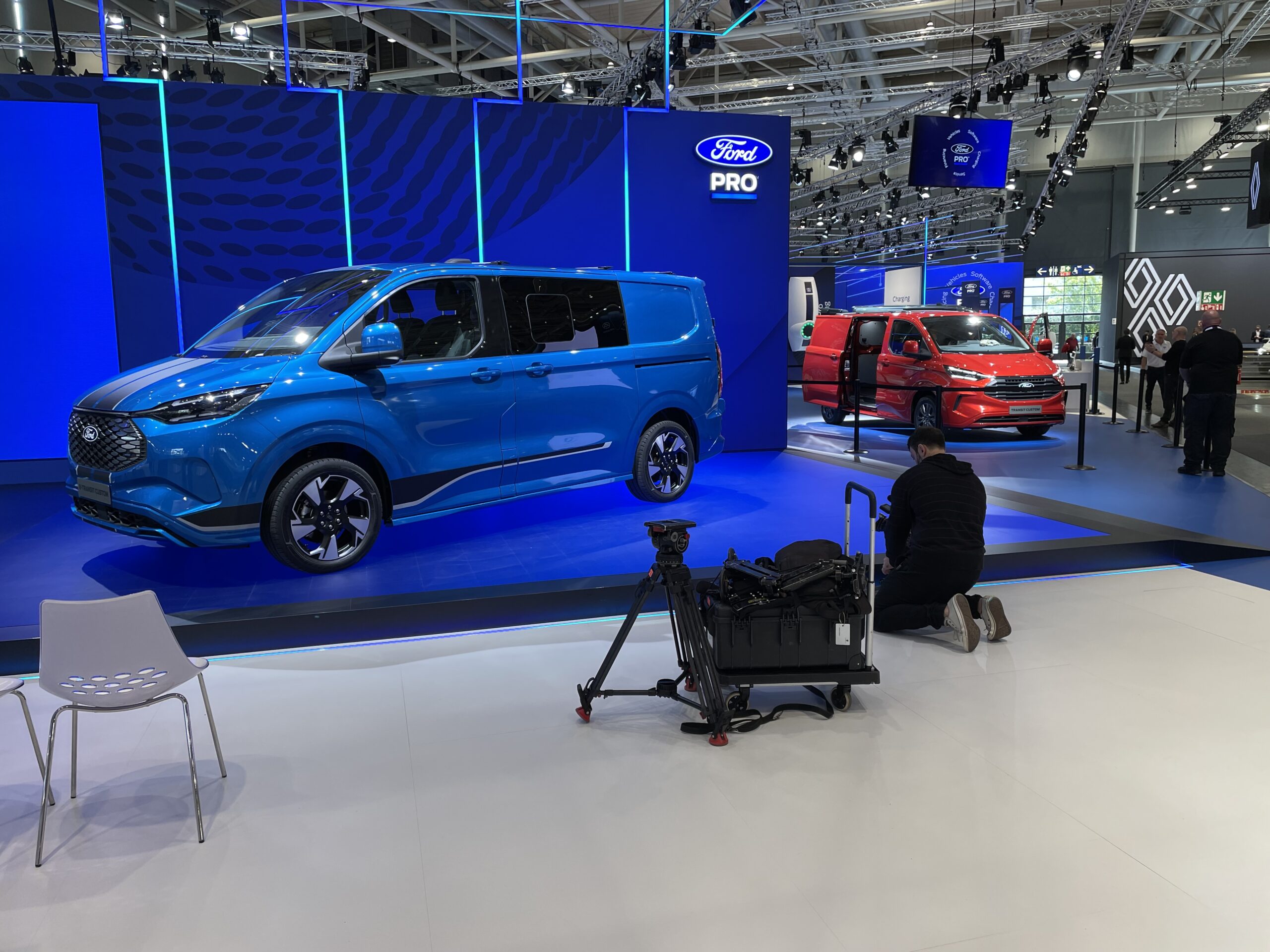 Ford Custom - Transporte Mundial