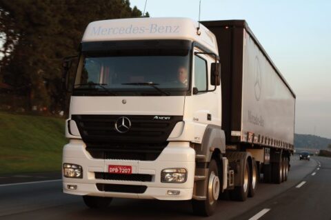 Mercedes-Benz Axor 2540 pode ser boa opção entre caminhões usados ...