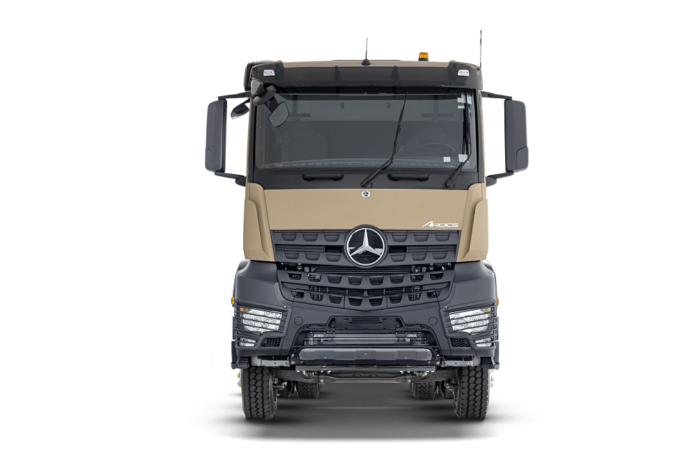 Actros Space e Arocs 6x4 substituem o Axor na linha 2023 - Transporte Mundial