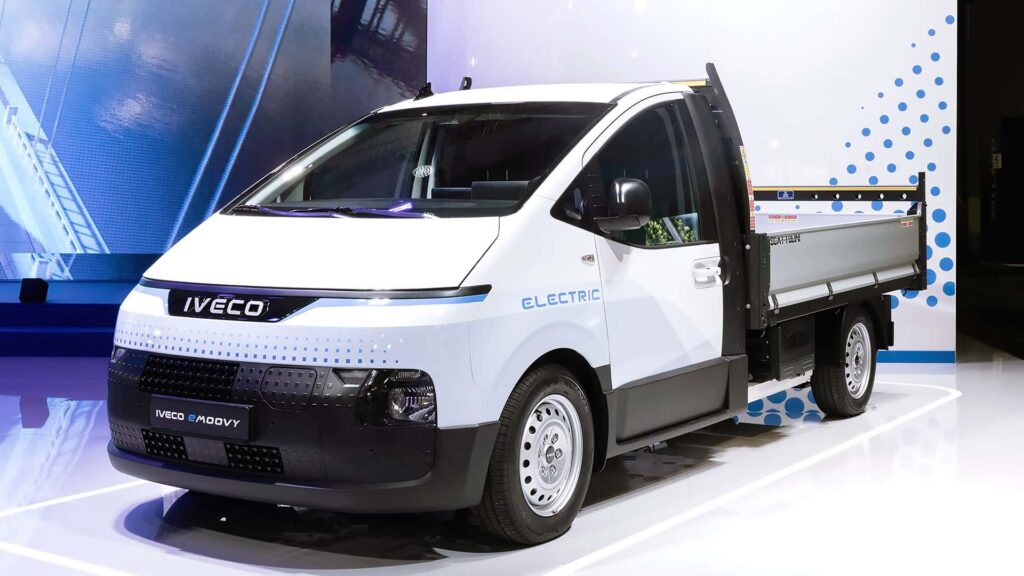 Iveco lança no IAA 2024 o eMoovy seu utilitário elétrico - Transporte ...